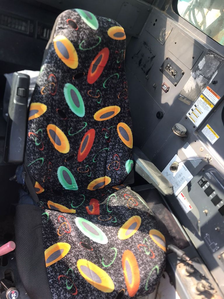 2008 - Kobelco CKE 2500-2 for sale in United Arab Emirates, Dubai