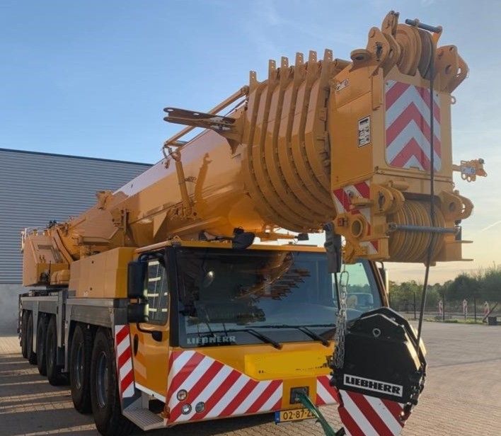 2018 - Liebherr LTM 1300-6.2 for sale in United States, |3500 hrs